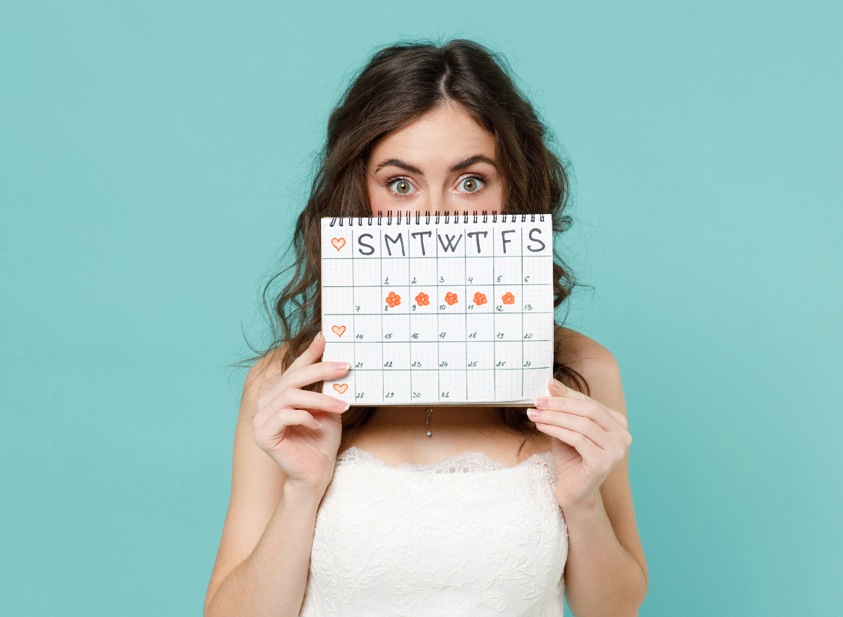 6 Reasons You Have Water Weight & How to Lose It