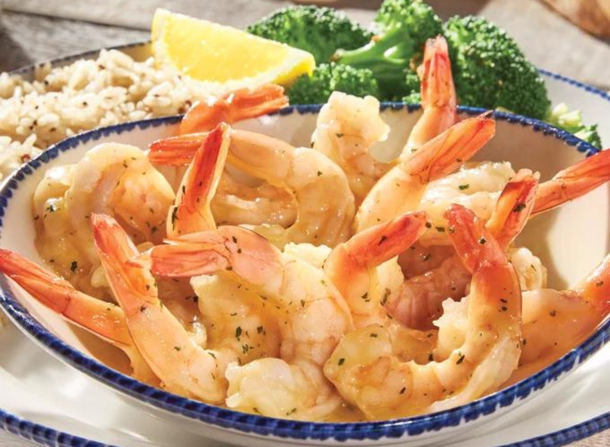 10 Restaurant Chains That Serve the Best Shrimp Scampi