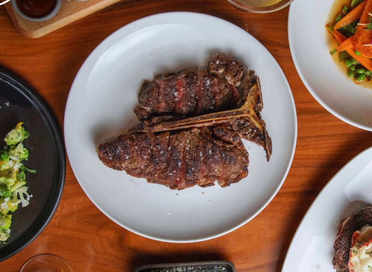 6 Steakhouse Chains With the Best T-Bone