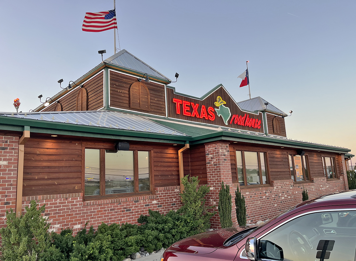 Texas Roadhouse to Open Dozens of New Restaurants This Year