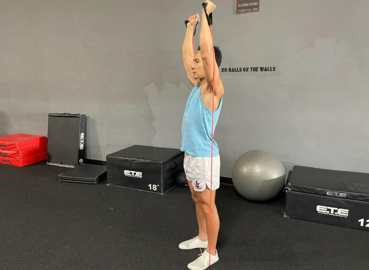 10 Resistance Band Exercises for Belly Fat