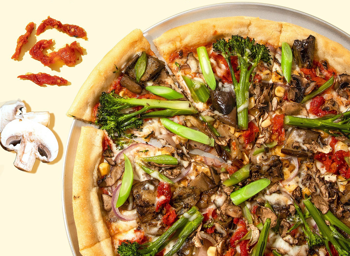 The ‘Healthiest’ Orders at 7 Major Fast-Food Pizza Chains