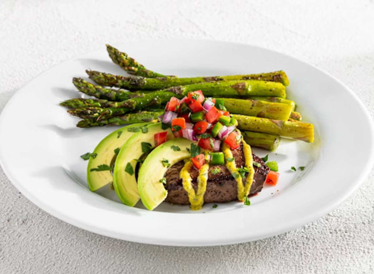 The 16 Best High-Protein Restaurant Chain Meals