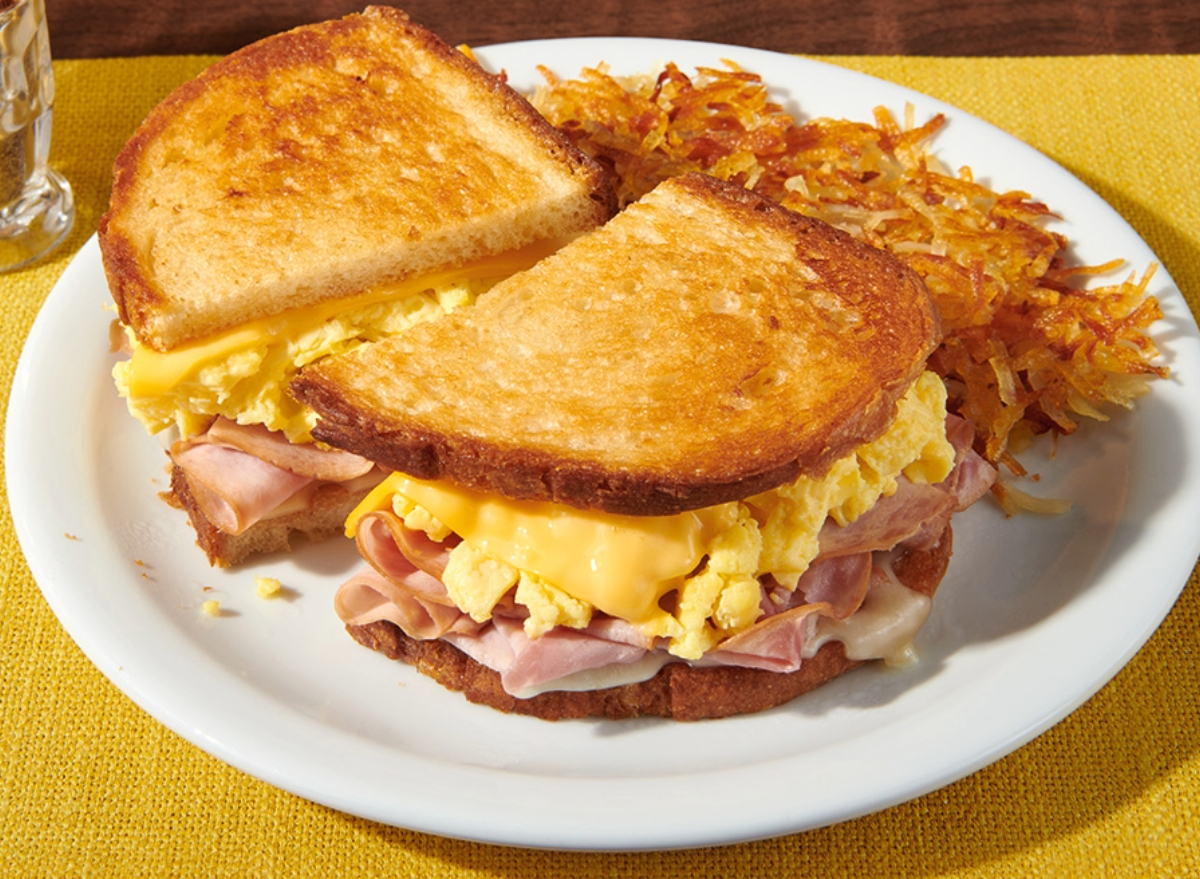 11 Restaurant Chains That Serve All-Day Breakfast