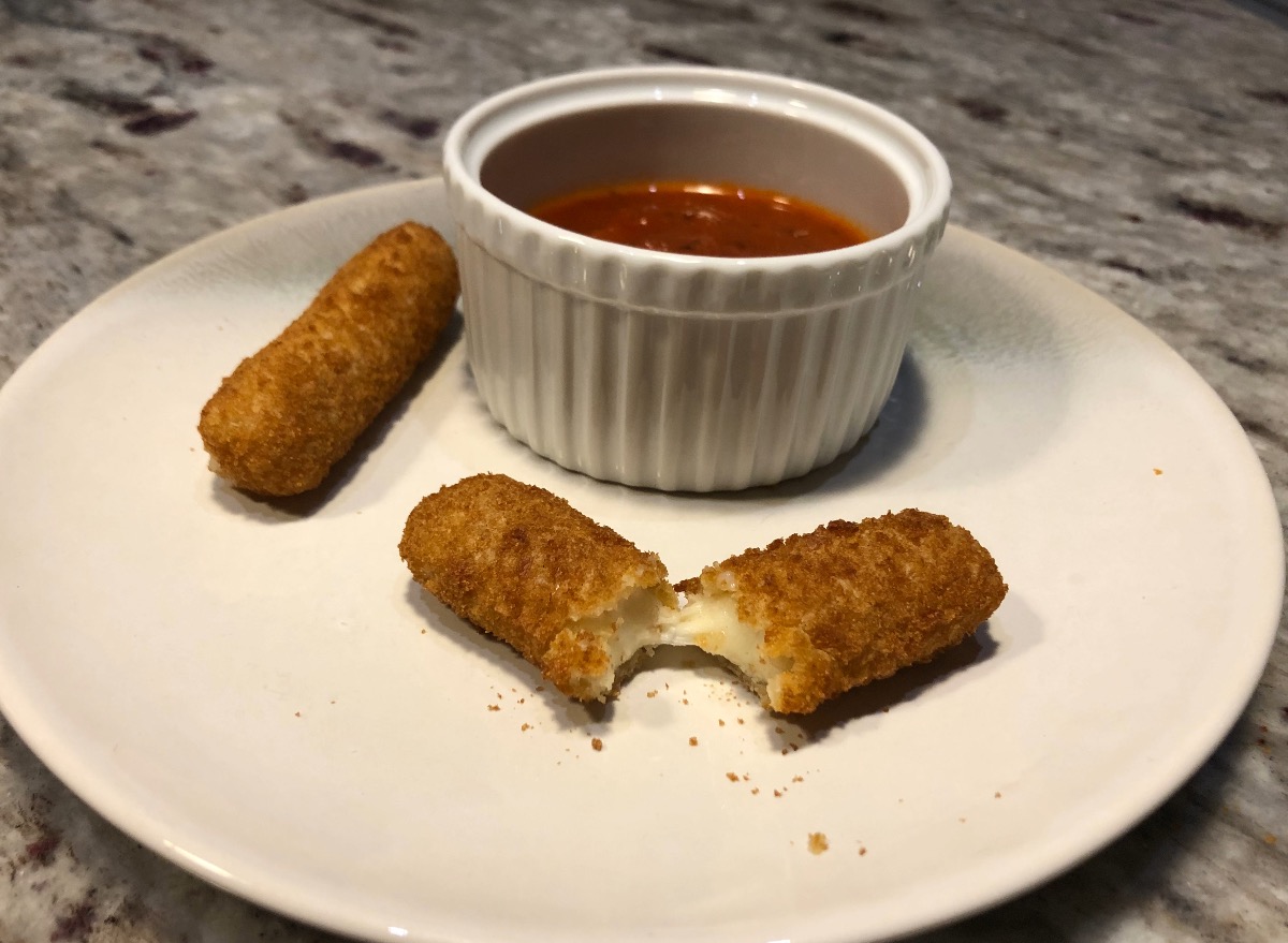 The #1 Best Frozen Mozzarella Sticks in 2023