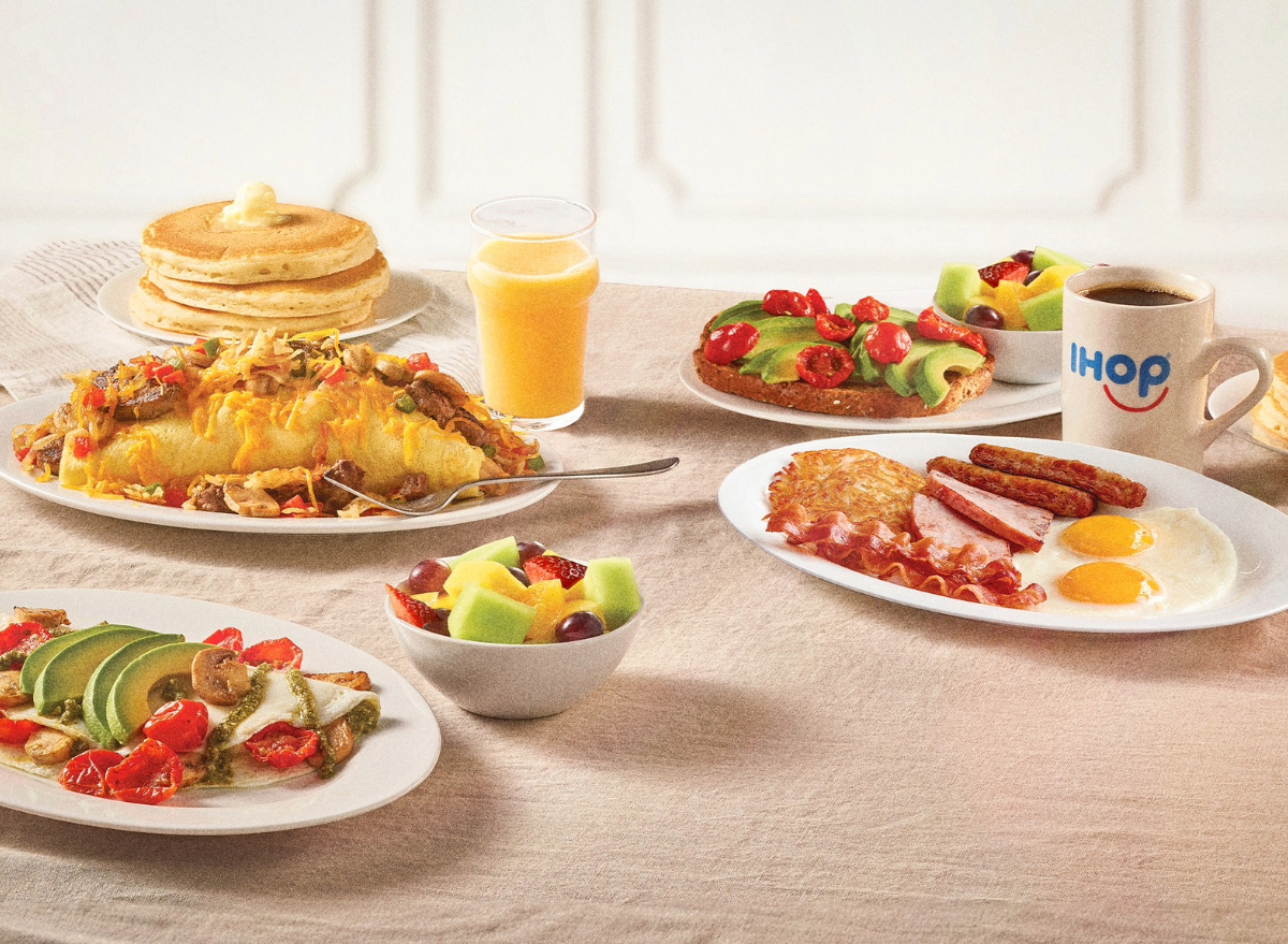 11 Restaurant Chains That Serve All-Day Breakfast