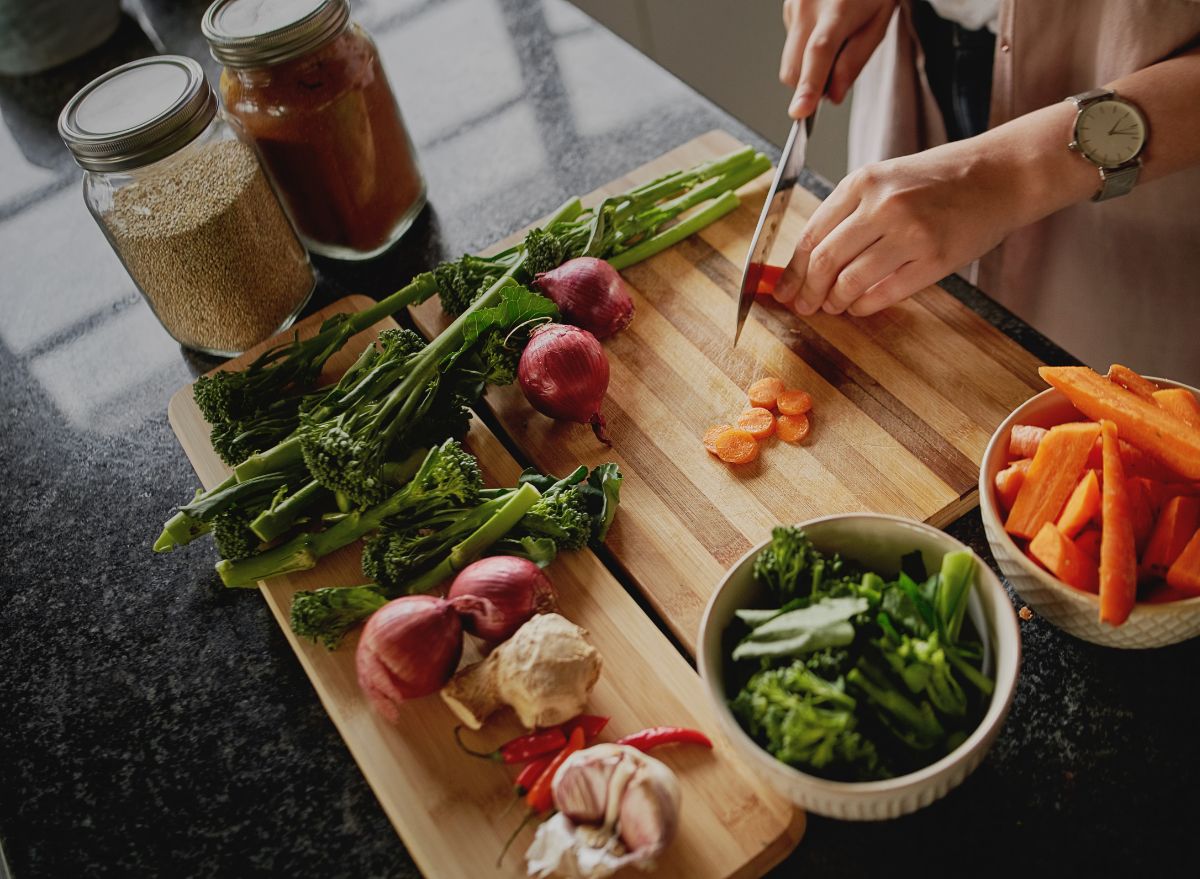 10 Best Foods To Boost Your Immunity, Backed by Science