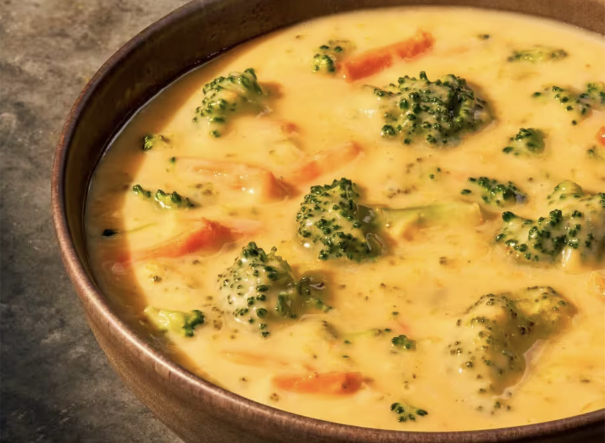 9 Restaurant Chains That Serve the Best Broccoli Cheddar Soup — Eat ...