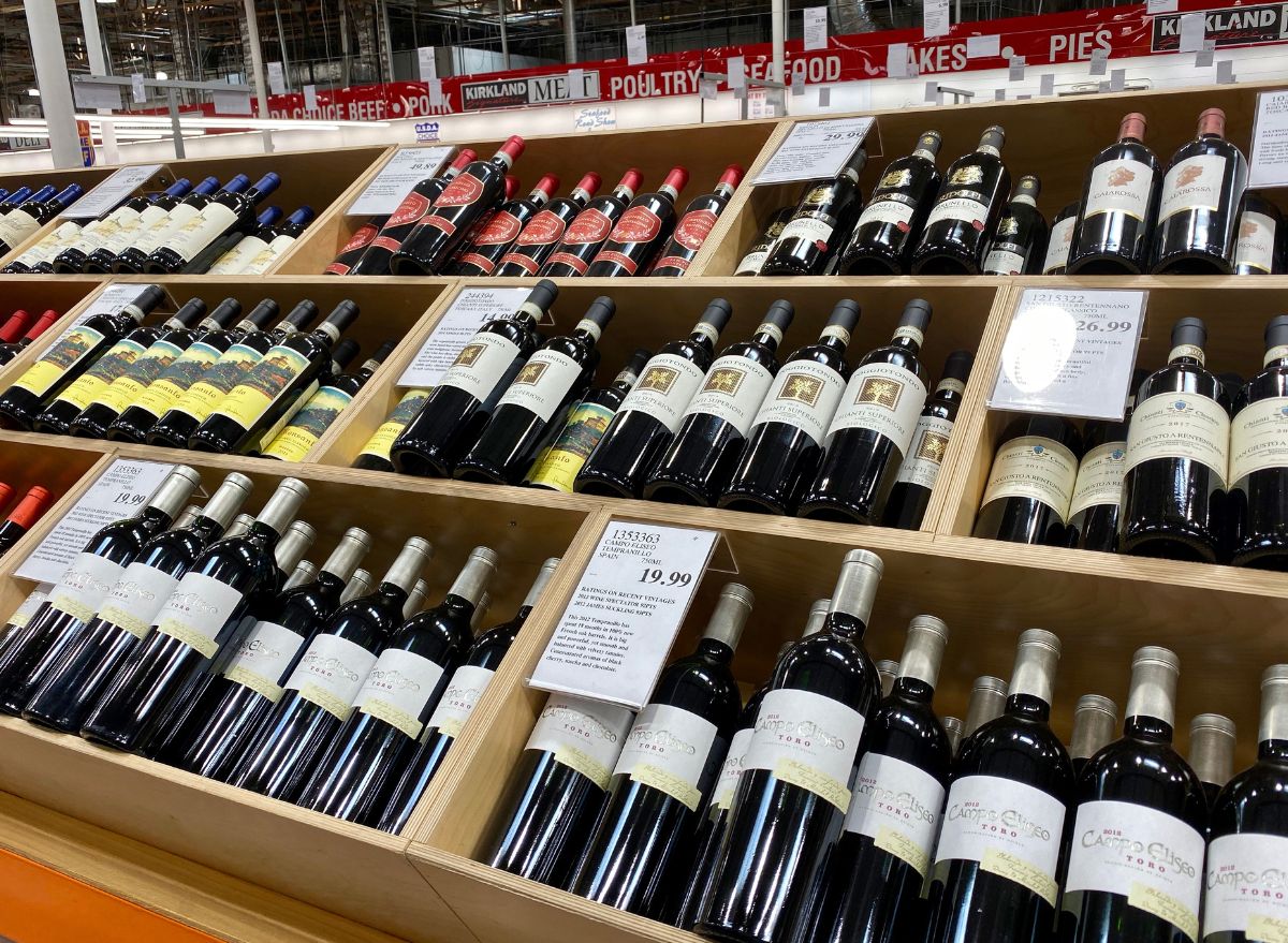 Costco Shoppers Raving Over New 'Genius' Wine-Bottle Hack