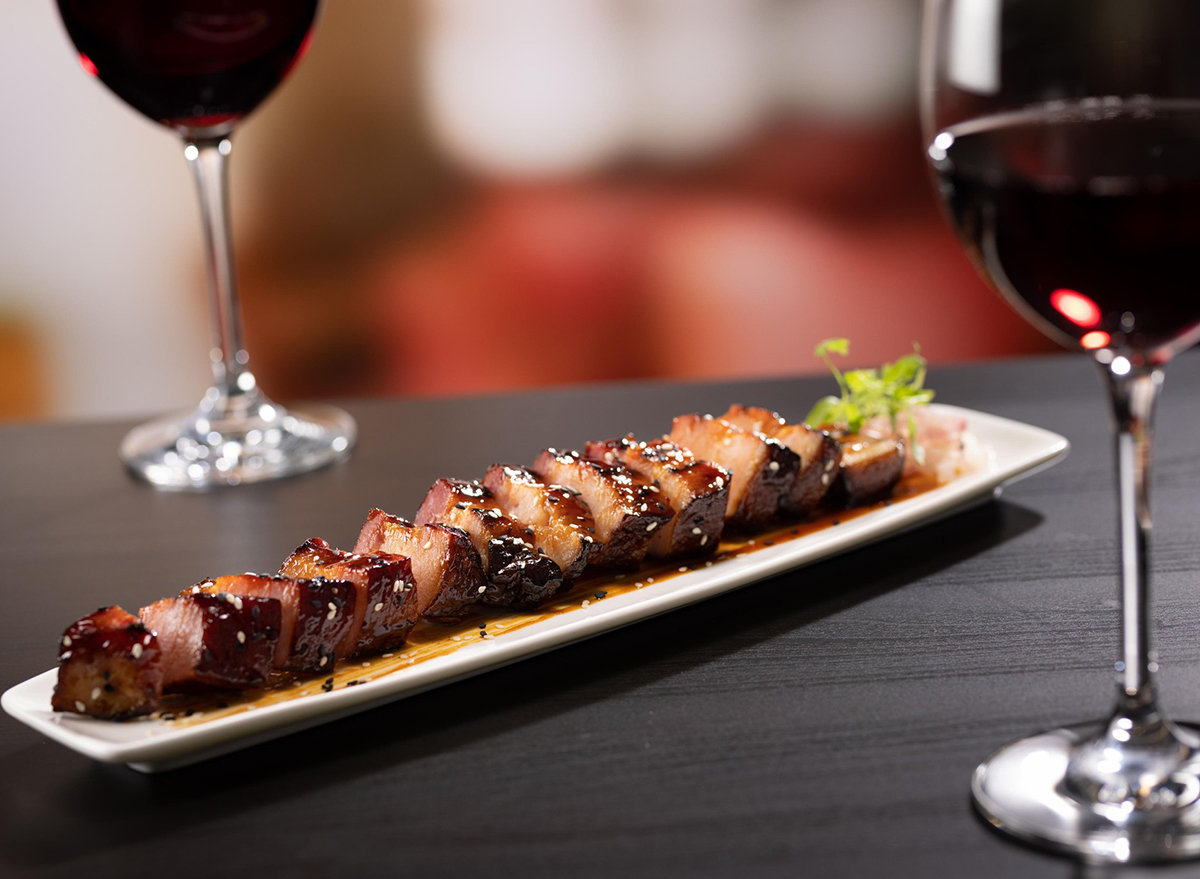 10 Steakhouse Chains That Serve the Best Appetizers