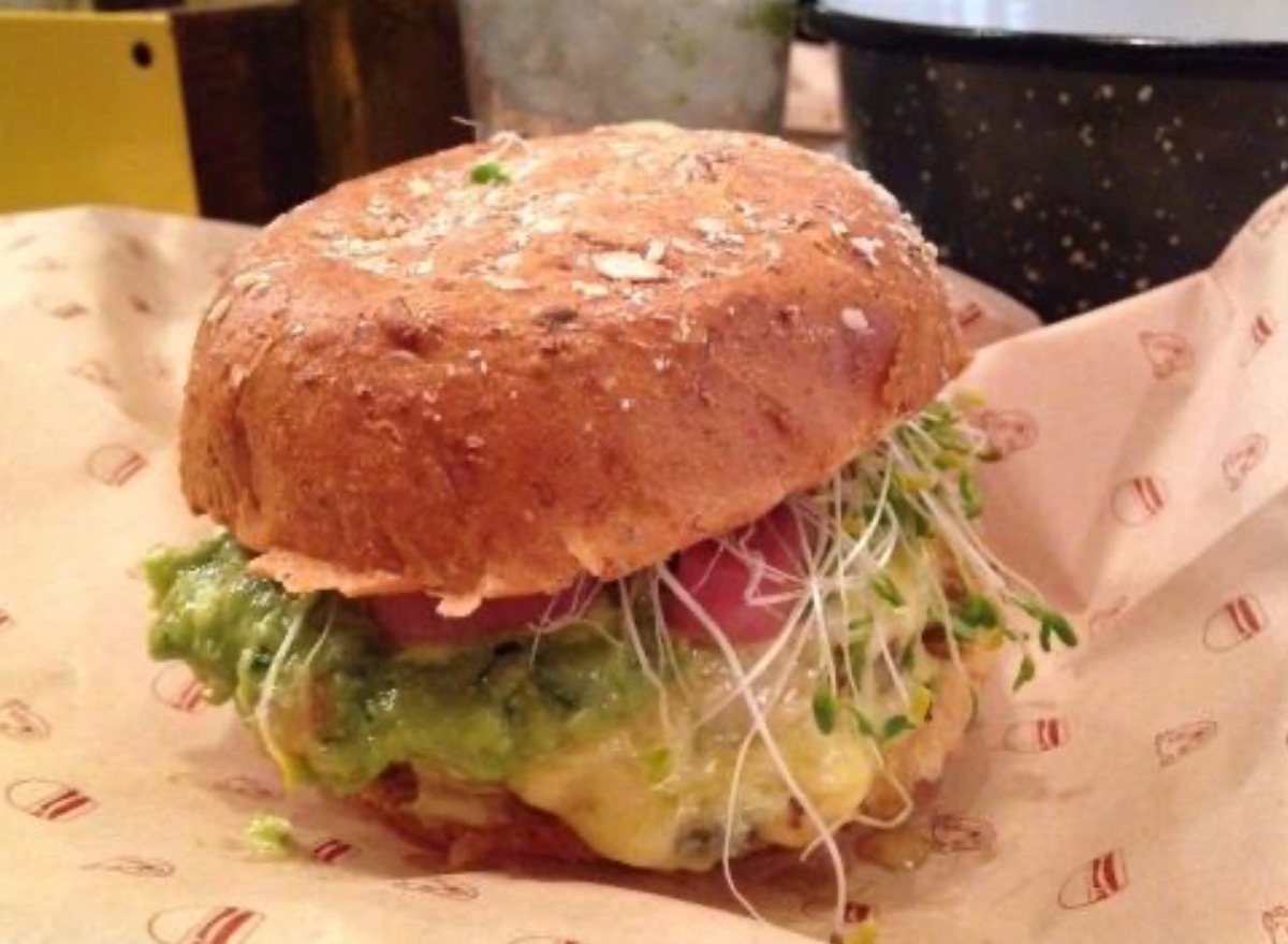 10 Restaurant Chains That Serve the Best Turkey Burgers