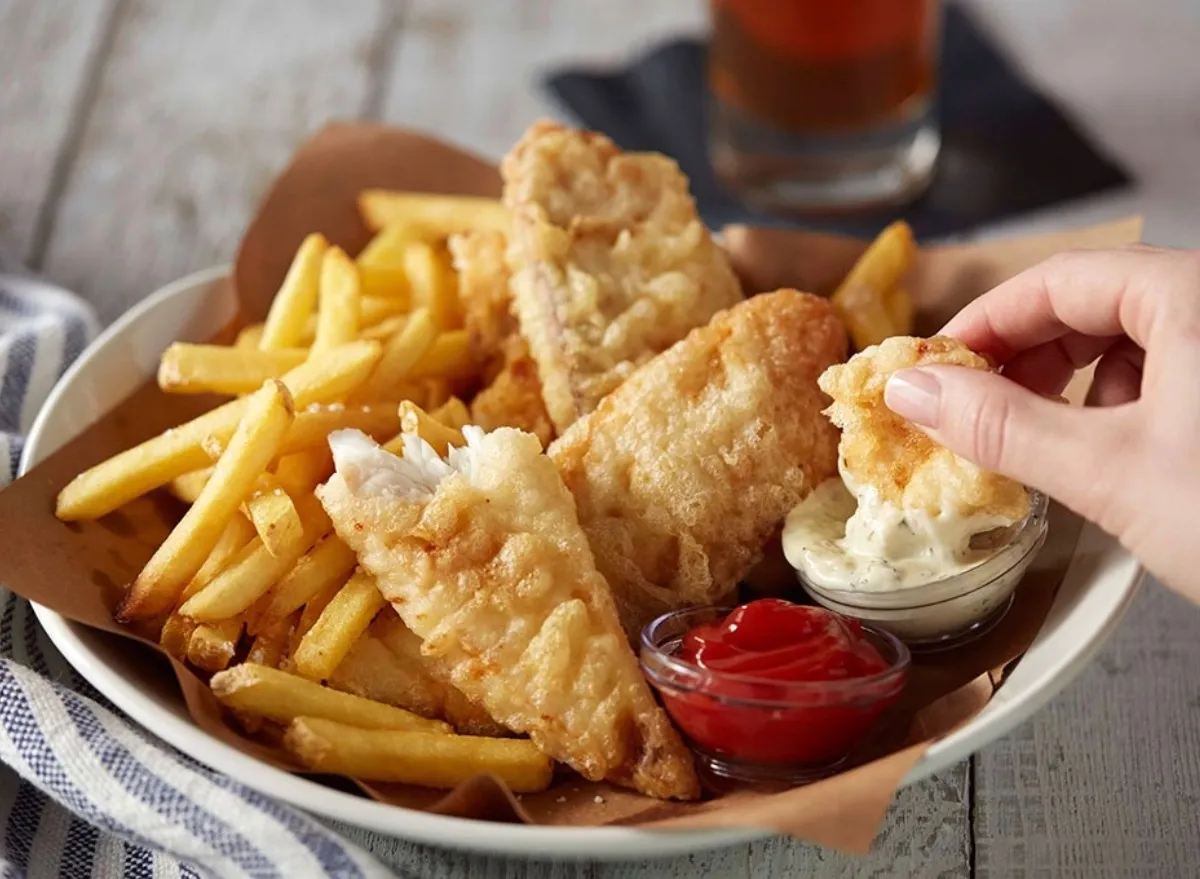 10 Restaurant Chains That Serve the Best Fish and Chips