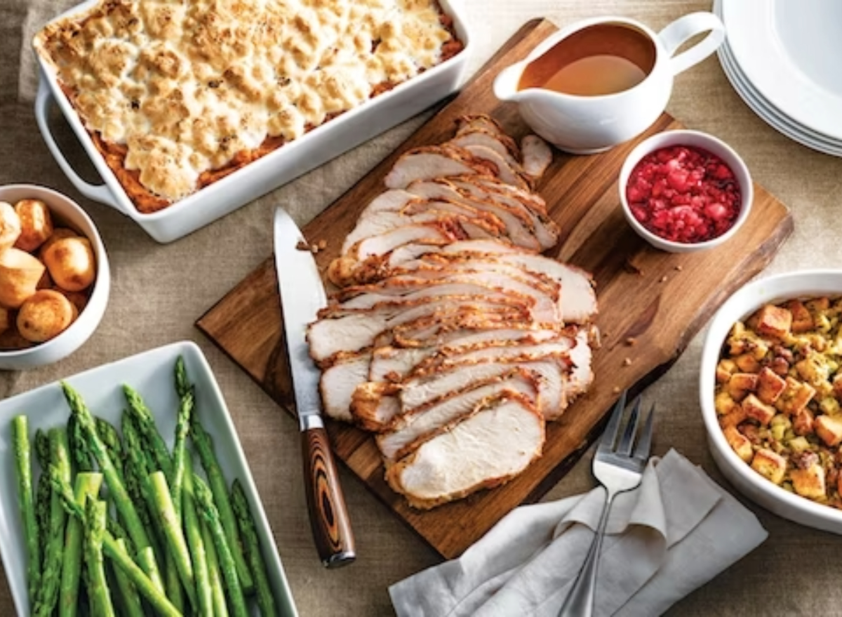 25 Restaurant Chains That Are Open On Christmas Day