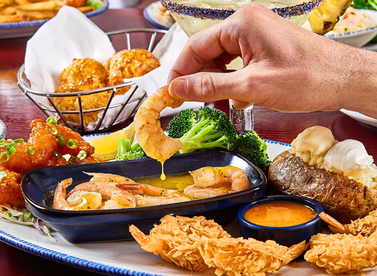 11 Restaurant Chains That Serve the Best Shrimp Dishes