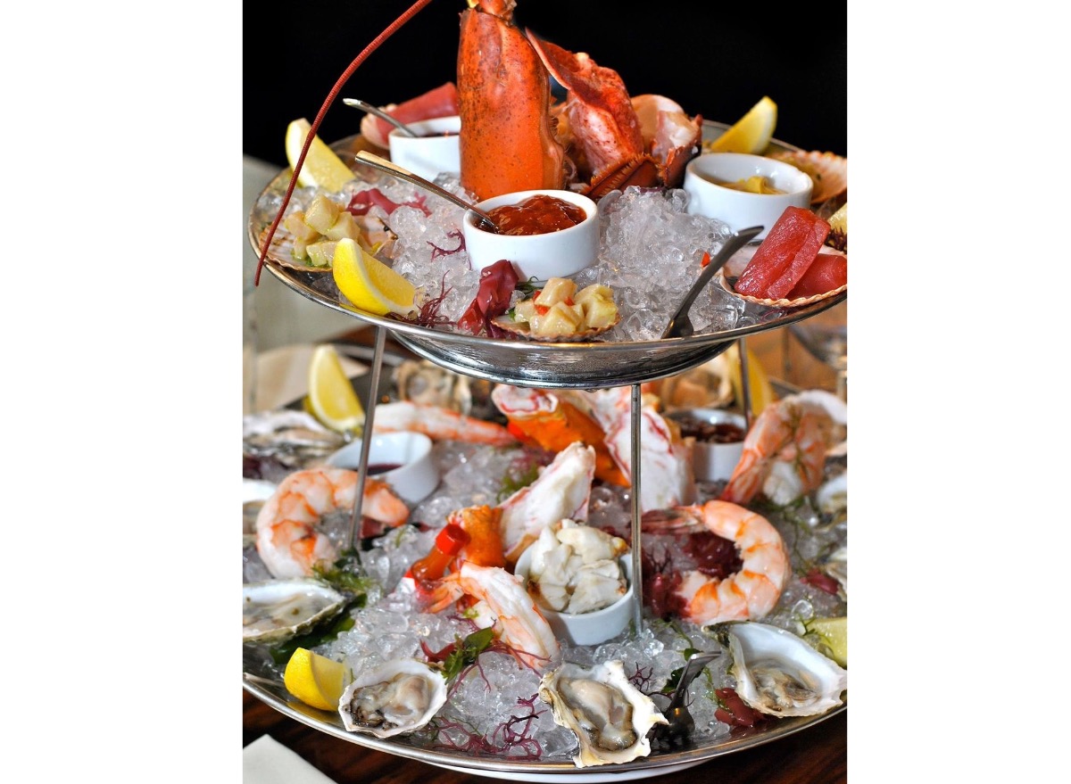 4 Chain Restaurants with the Best Seafood Tower, According to Chefs