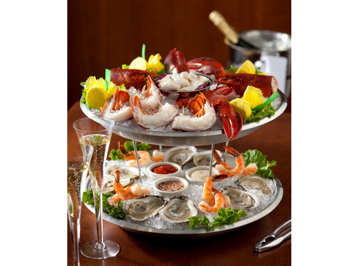 12 Restaurant Chains That Serve the Best Seafood Towers