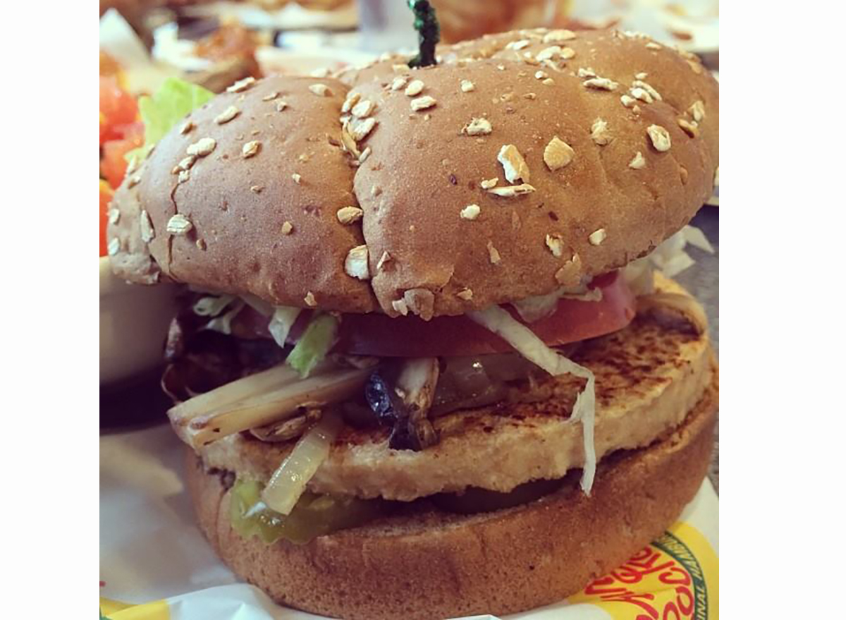 10 Restaurant Chains That Serve the Best Turkey Burgers