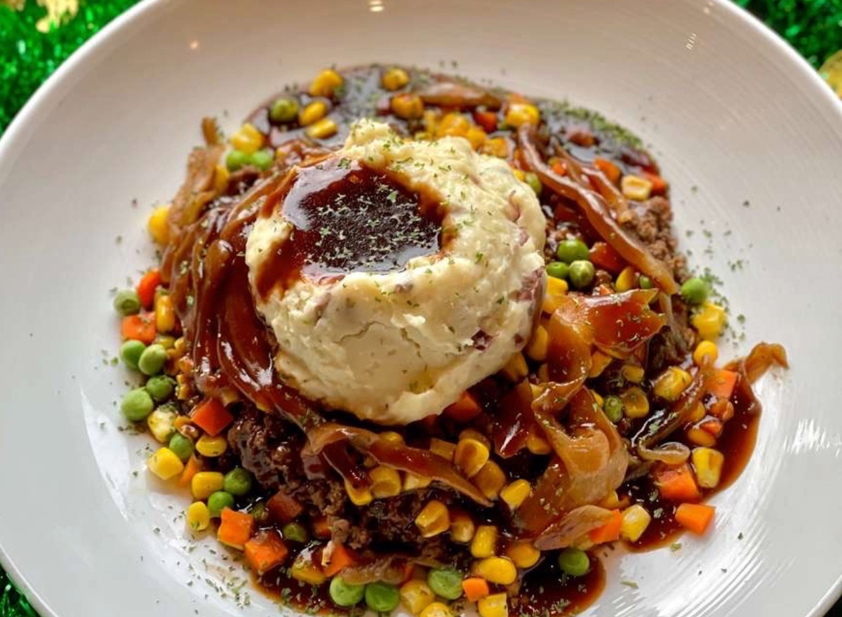 6 Restaurant Chains That Serve the Best Shepherd’s Pie