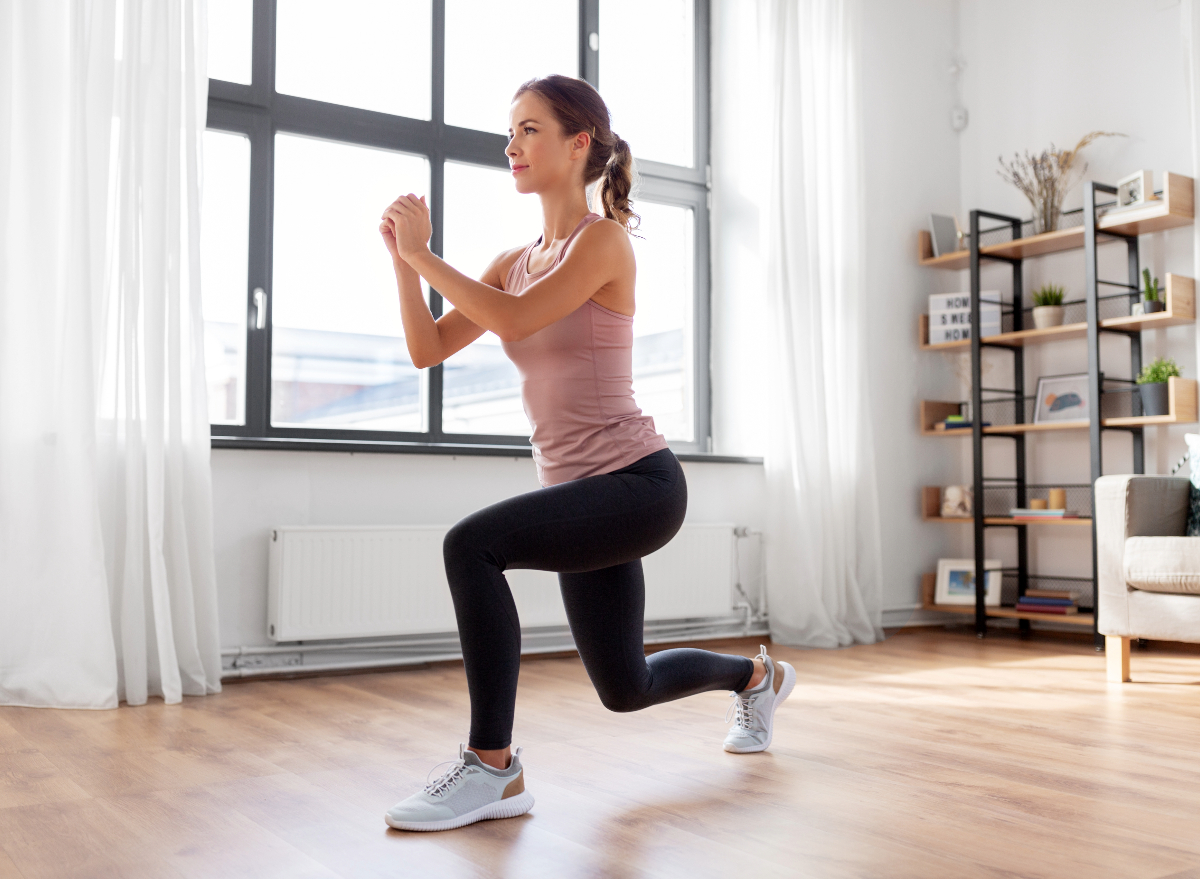 5 Quick & Easy Workouts To Stay in Shape Over the Holidays