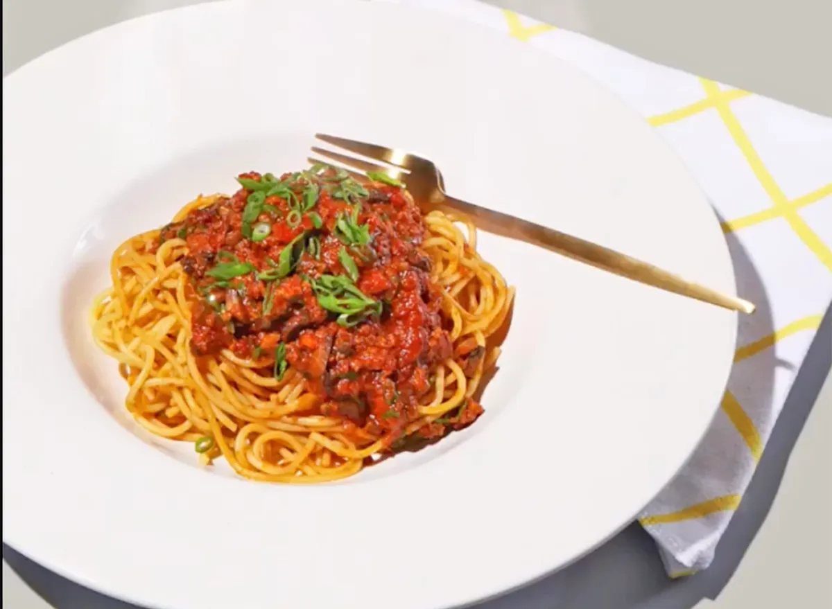 10 Restaurant Chains That Serve the Best Bolognese Pasta