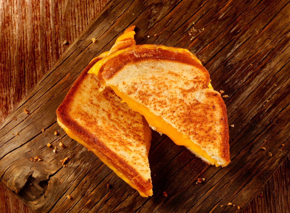 How to Make Air Fryer Grilled Cheese the Right Way