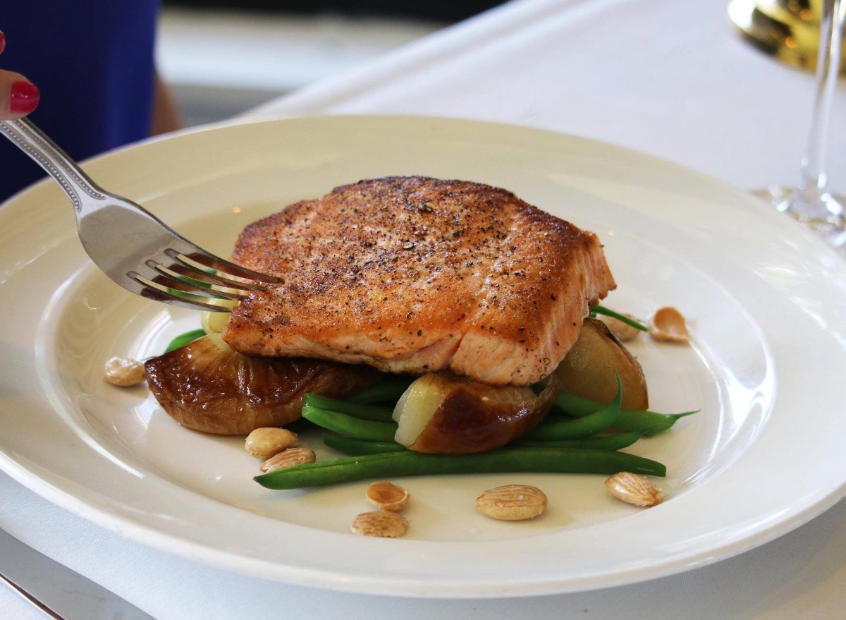 7 Restaurant Chains That Serve Perfectly Cooked Salmon