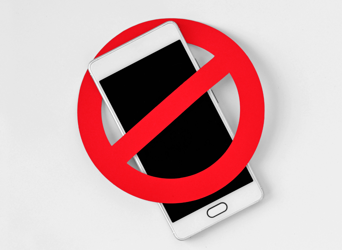 5 Mindful Holiday Eating Tips, According to a Celebrity Dietitian