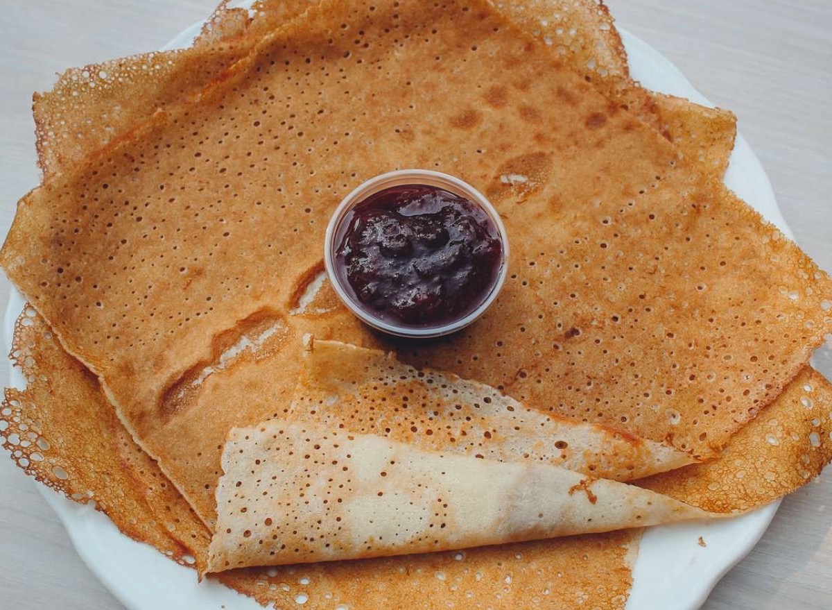 10 Restaurant Chains That Serve the Best Pancakes