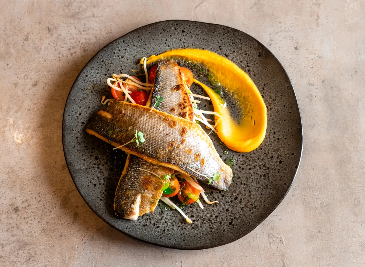 The #1 Healthiest Order at 8 Major Seafood Restaurants