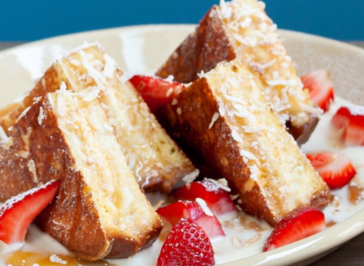 9 Restaurant Chains That Serve the Best French Toast