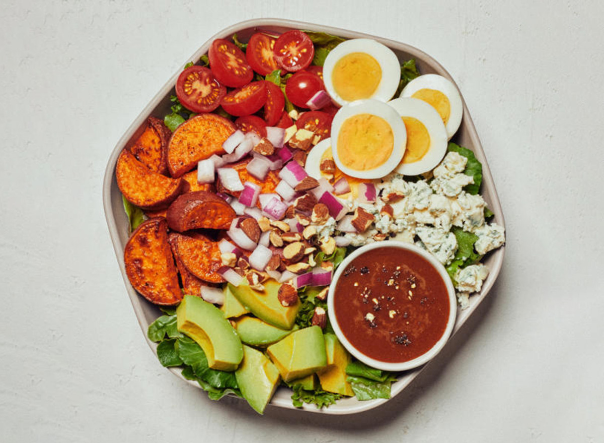 11 Popular Fast-Food Salads—Ranked by Sugar Content — Eat This Not That