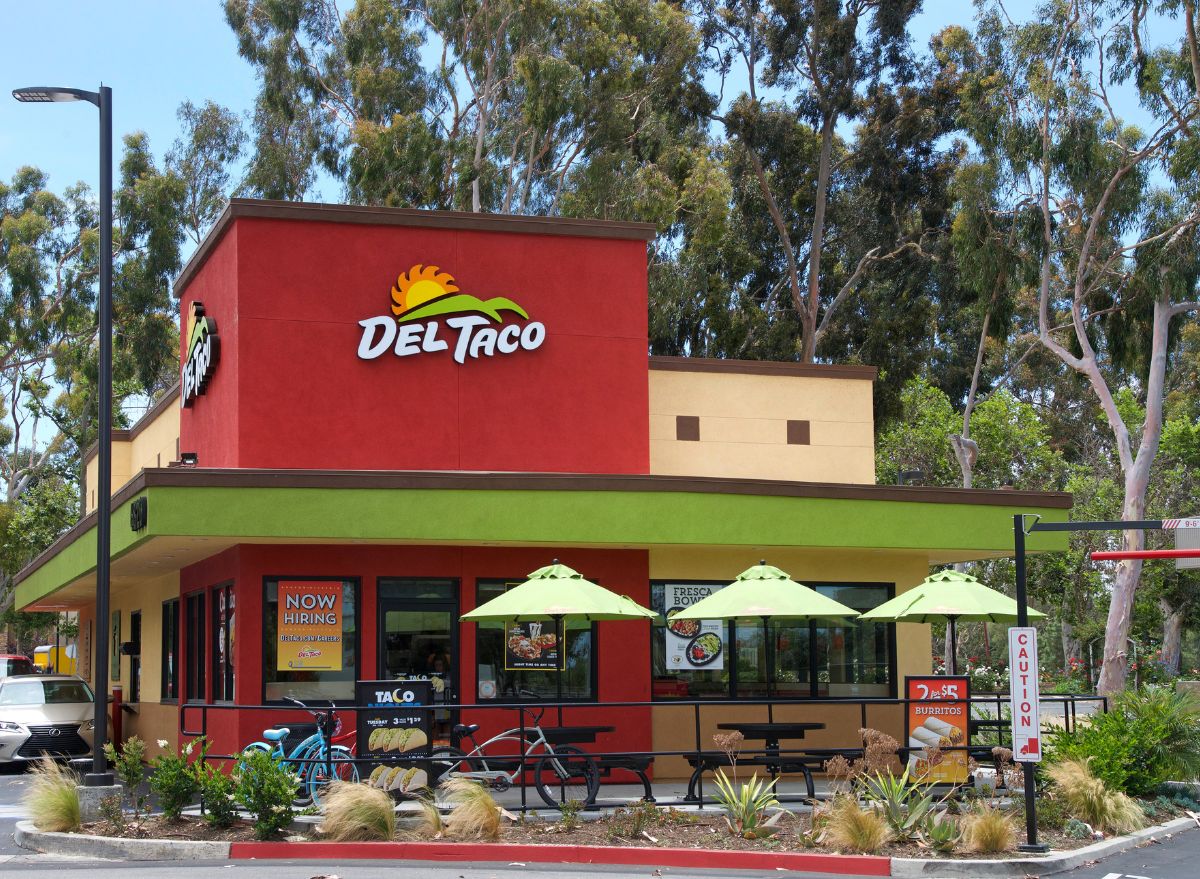 Del Taco Unseats Chick-fil-A as America's Best Fast-Food Chain