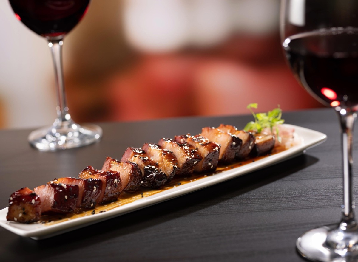 8 Restaurant Chains That Serve the Fanciest Bacon