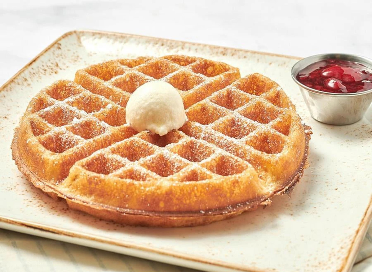 6 Breakfast Chains That Make the Best Waffles