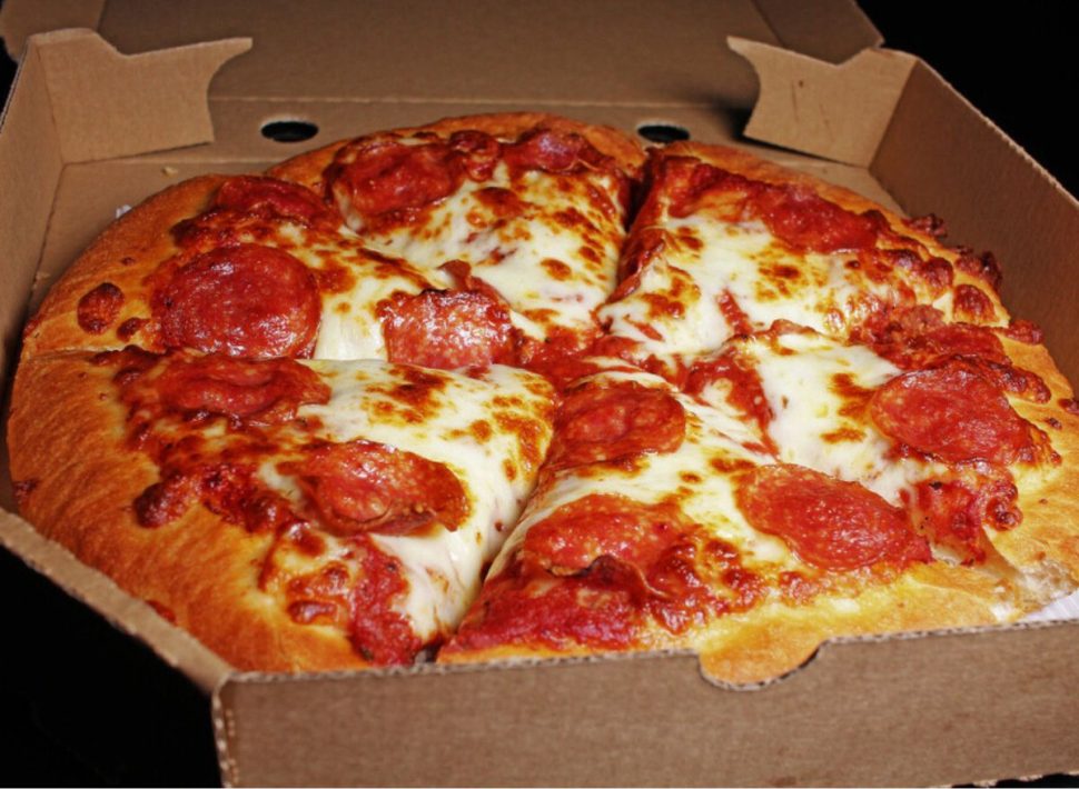 4 Once-Beloved American Pizza Chains That Failed Miserably
