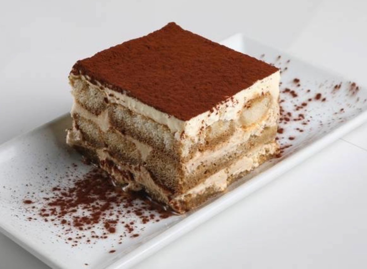 10 Restaurant Chains That Serve the Best Tiramisu