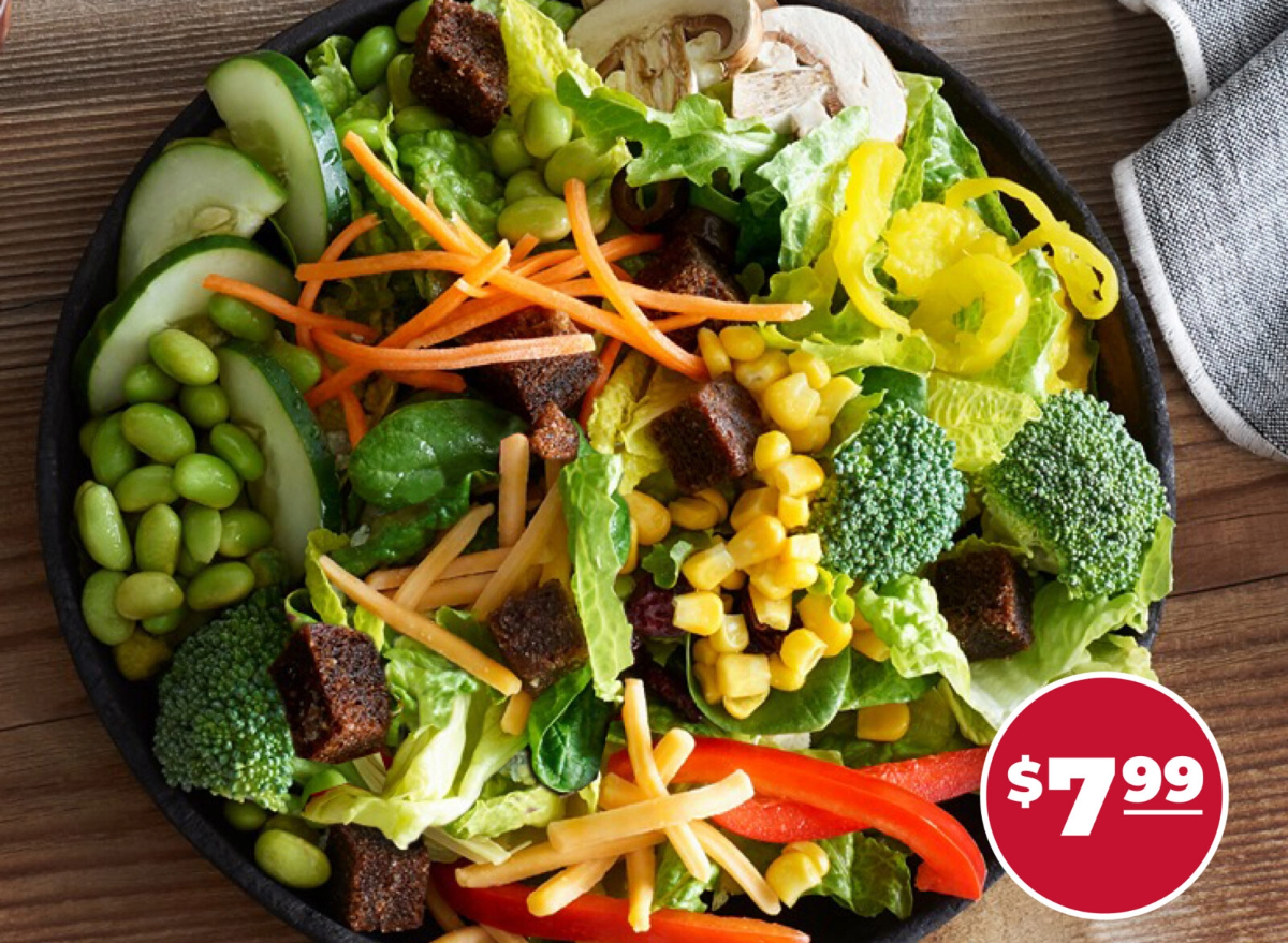 11 Restaurant Chains With the Best Lunch Deals