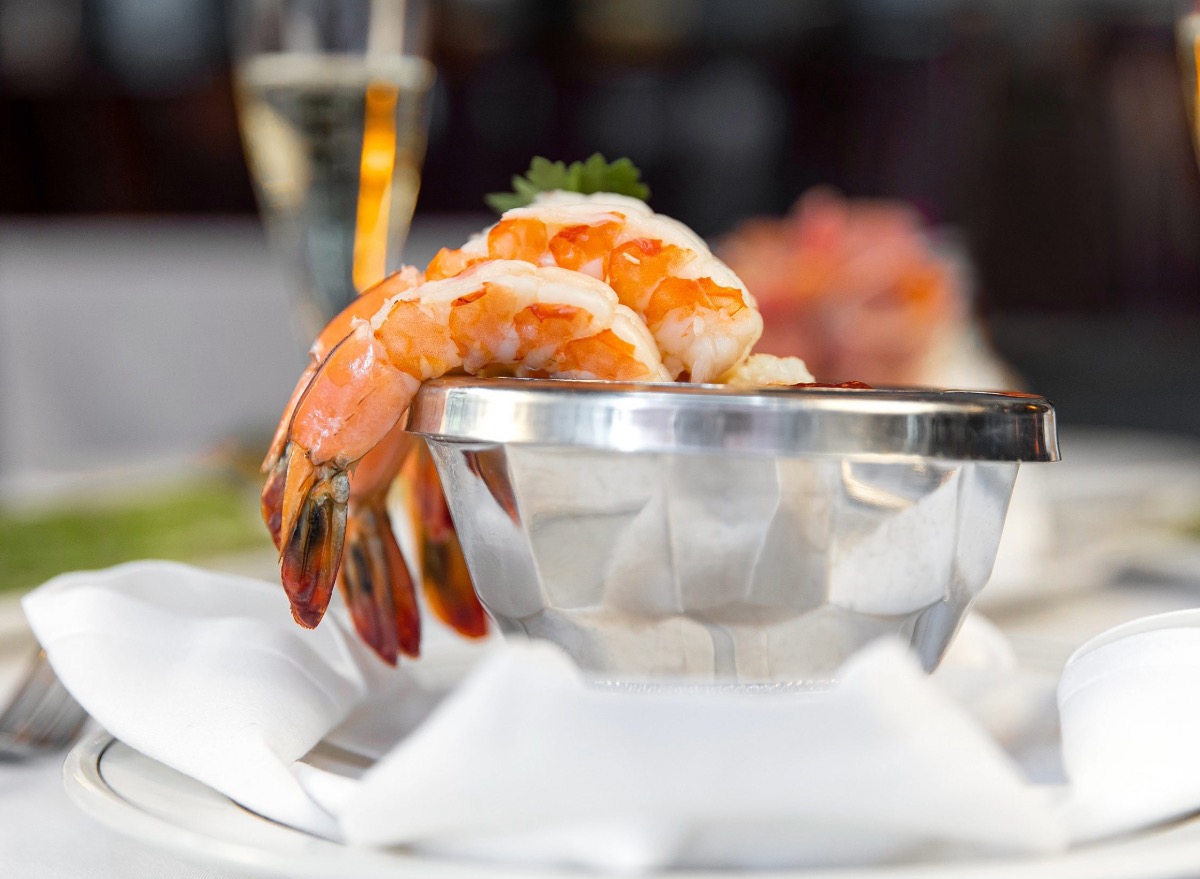 10 Restaurant Chains That Serve the Best Shrimp Cocktail