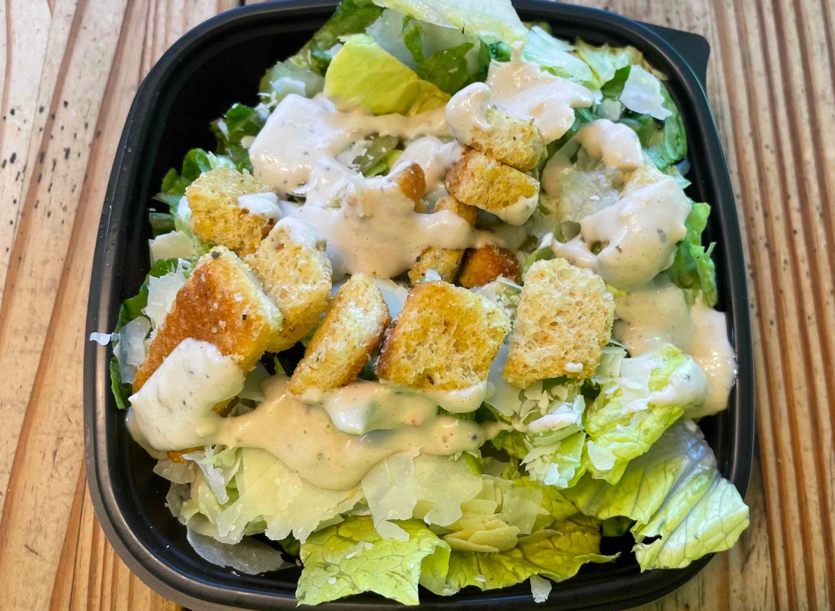 I Tried the Caesar Salad at 5 Restaurant Chains & One Triumphed