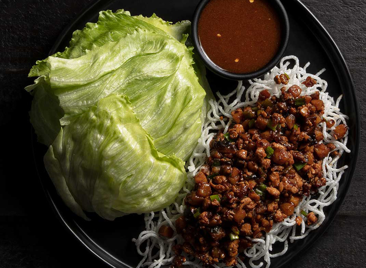 10 Restaurant Chains That Serve the Best Lettuce Wraps