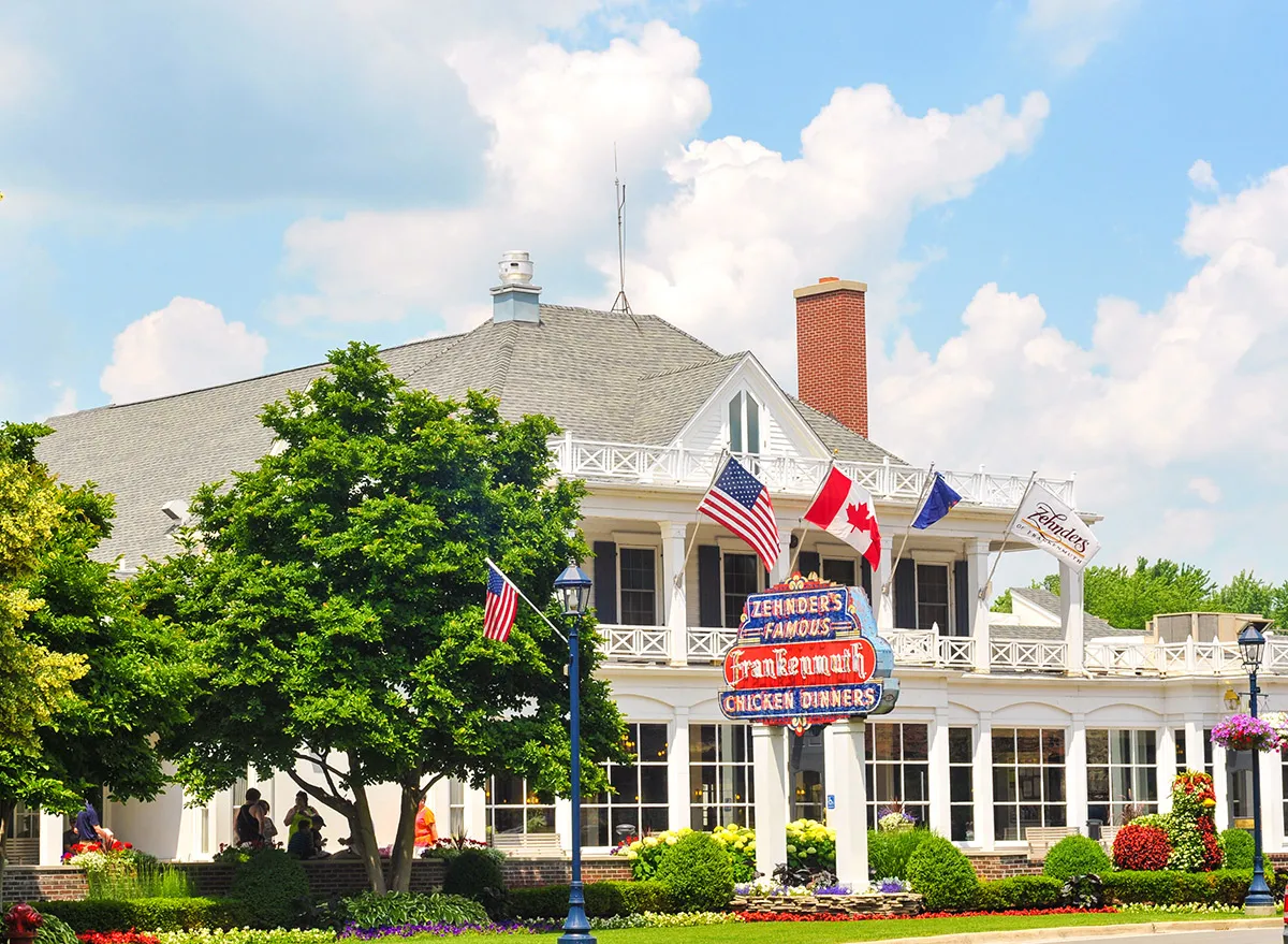 11 Most Enormous Restaurants in America