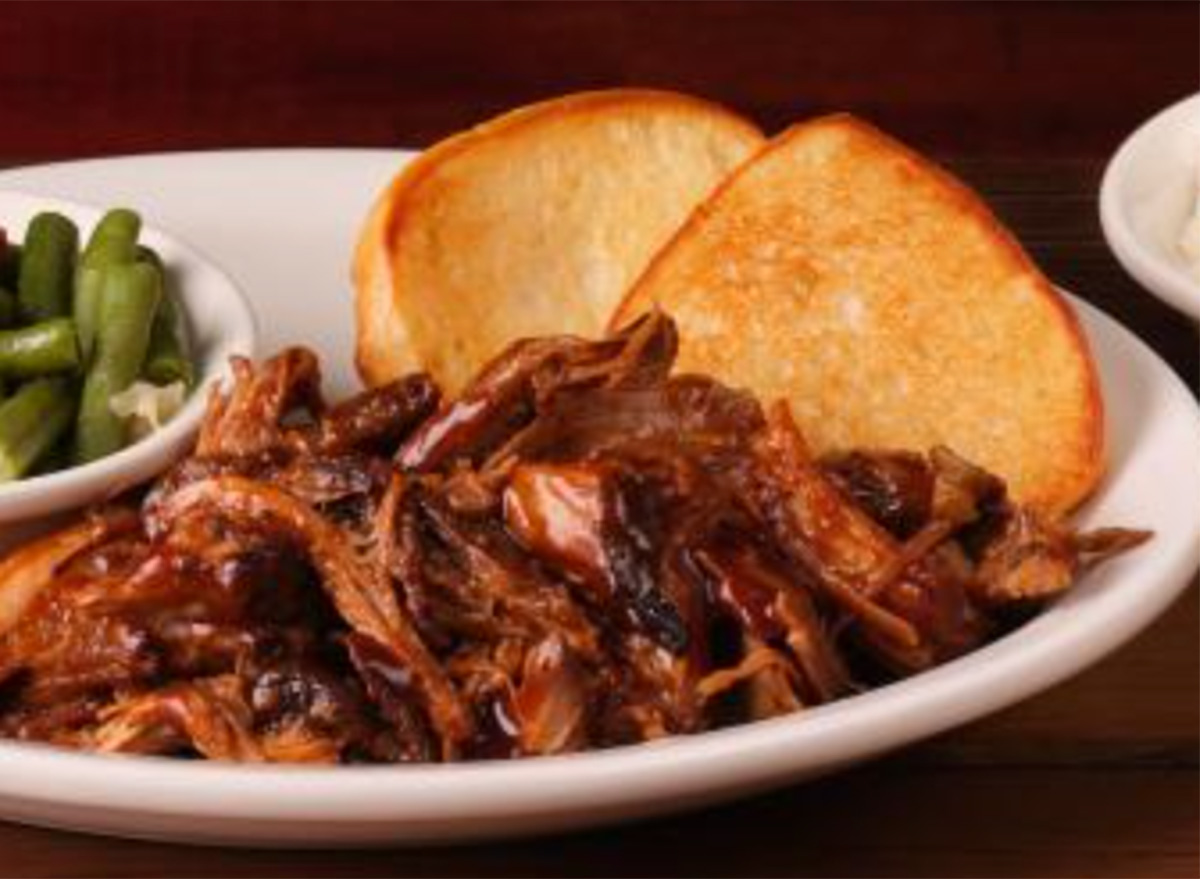 10 Restaurant Chains That Serve the Best Pulled Pork