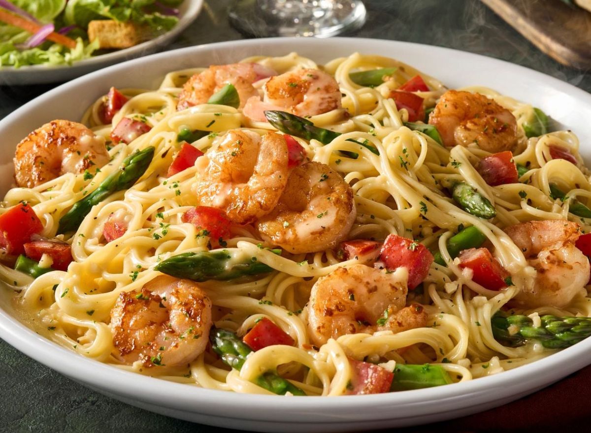 5 Chain Restaurants With the Best Shrimp Scampi, According to Chefs