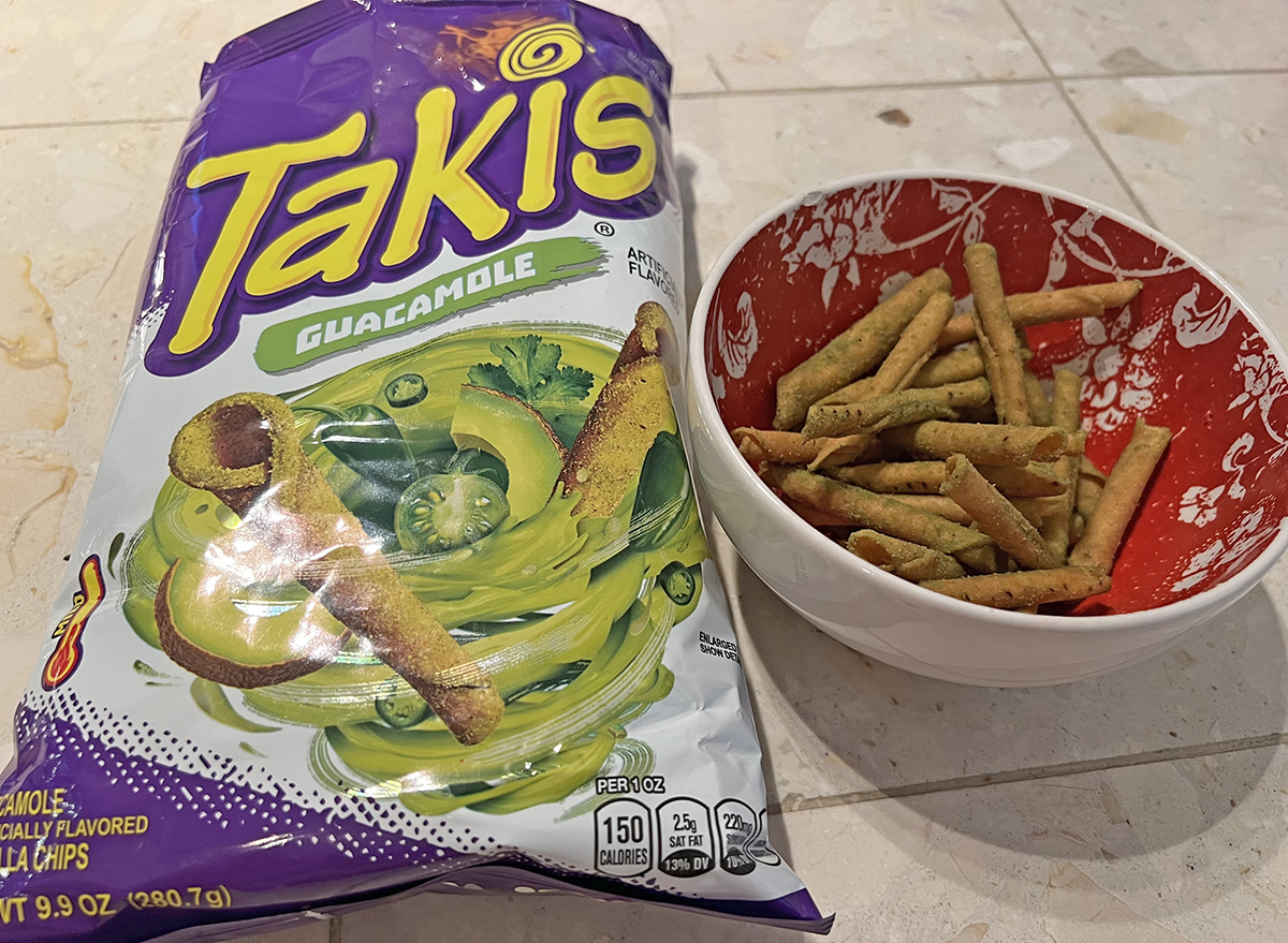 I Tried 8 Rolled Tortilla Chips & the Best Were Perfectly Crunchy