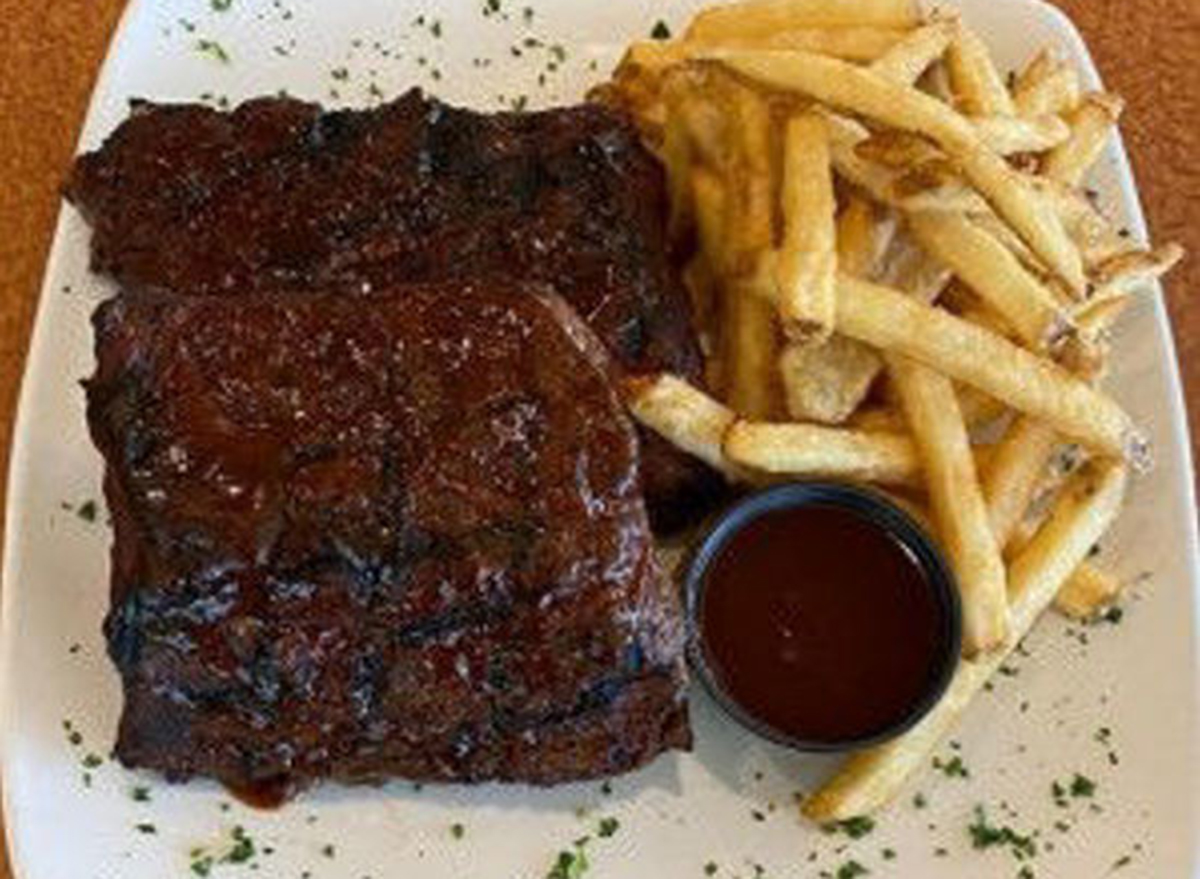 6 Cheapest Ribs at Restaurant Chains