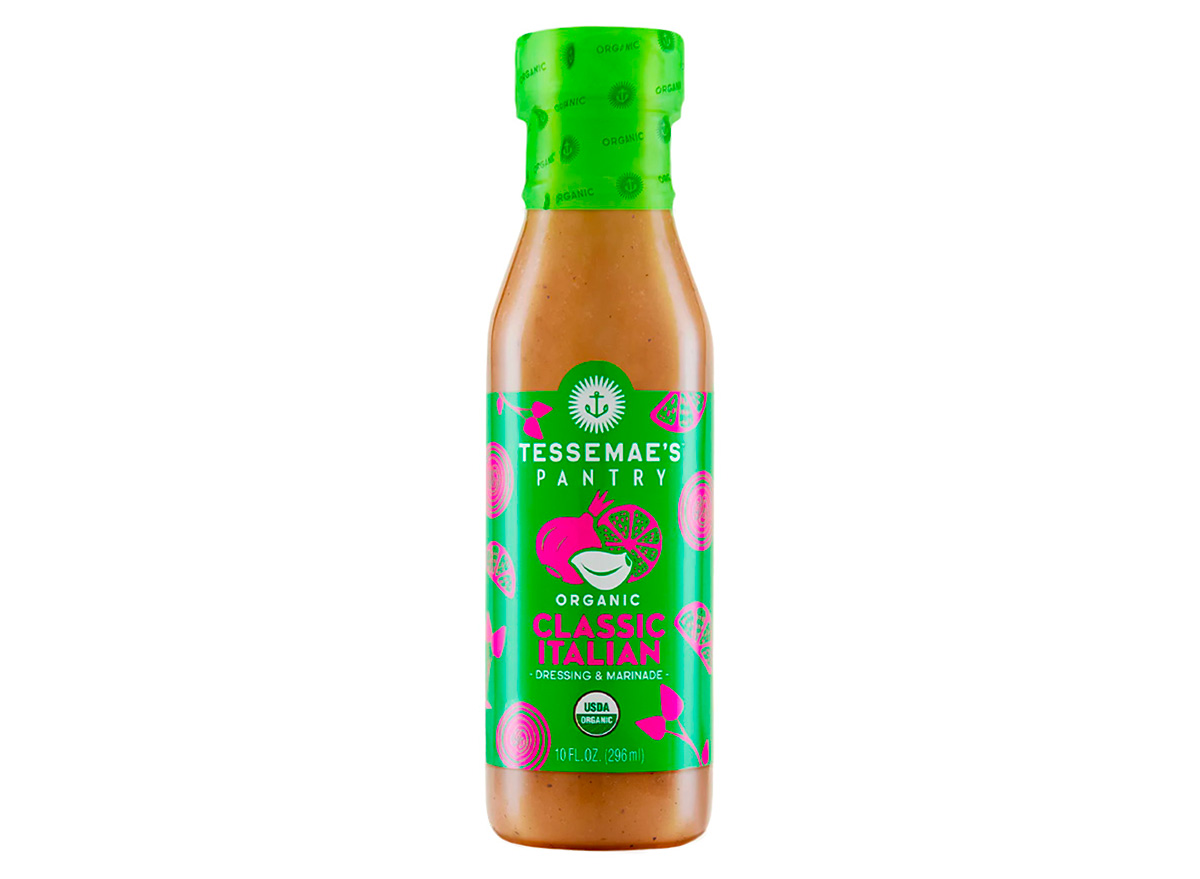 11 Best Low-Sugar Salad Dressings, According to Dietitians
