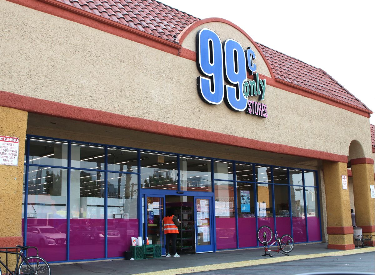 Discount Grocer 99 Cents Only Shuttering All 371 Stores