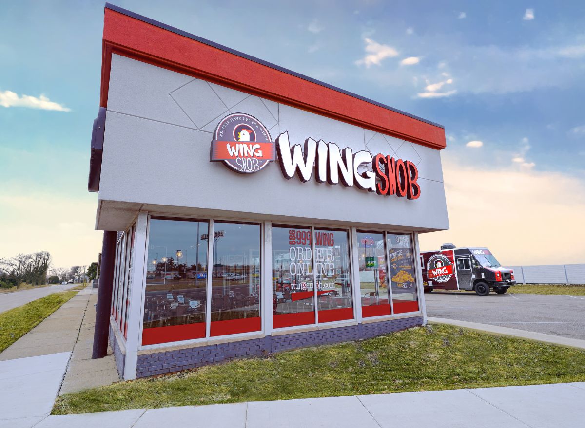 Fast-Growing Chain Wing Snob Plans to Open 100 New Locations