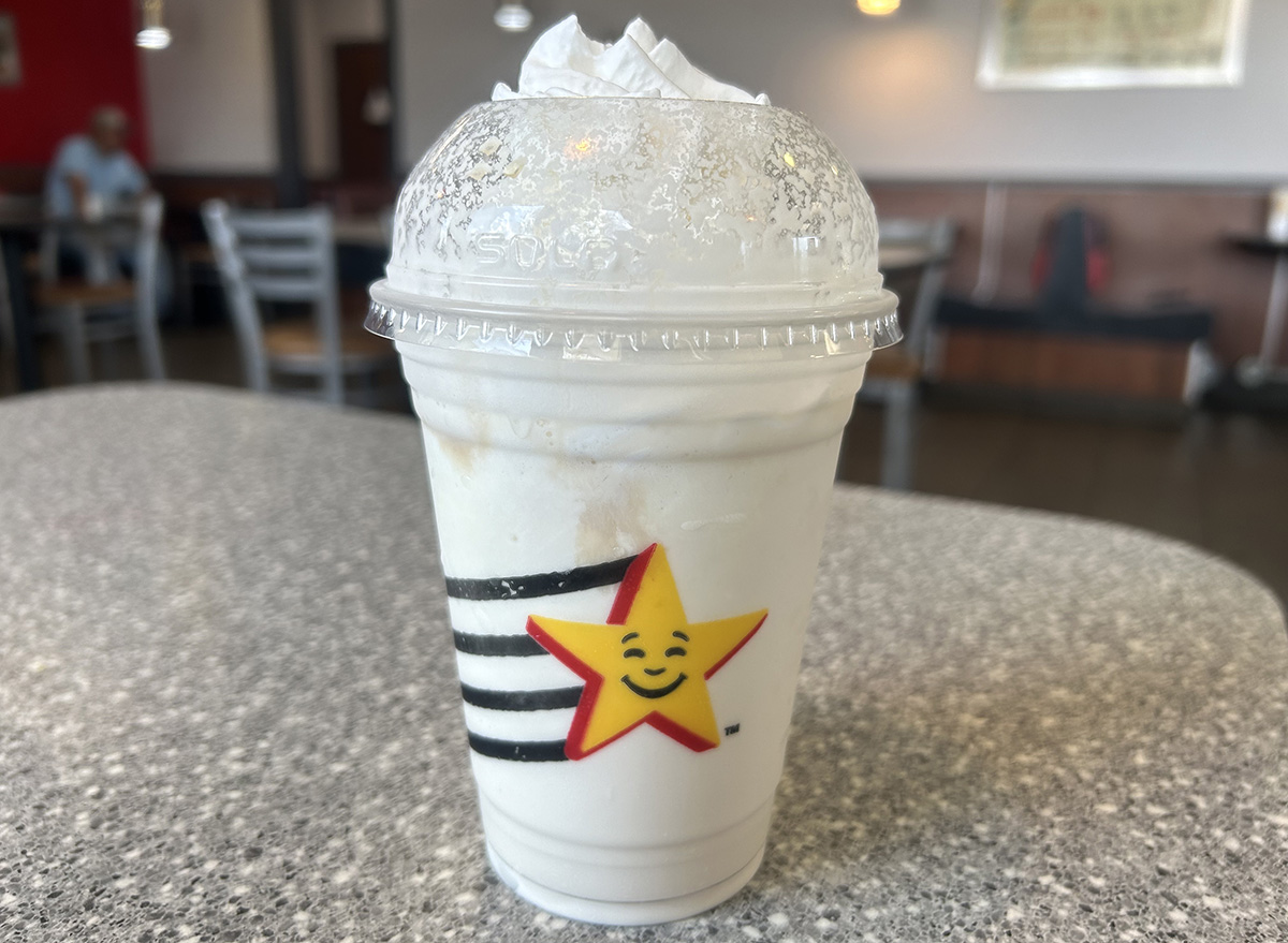 I Tried the Vanilla Milkshake at 9 Fast-Food Chains To Find #1