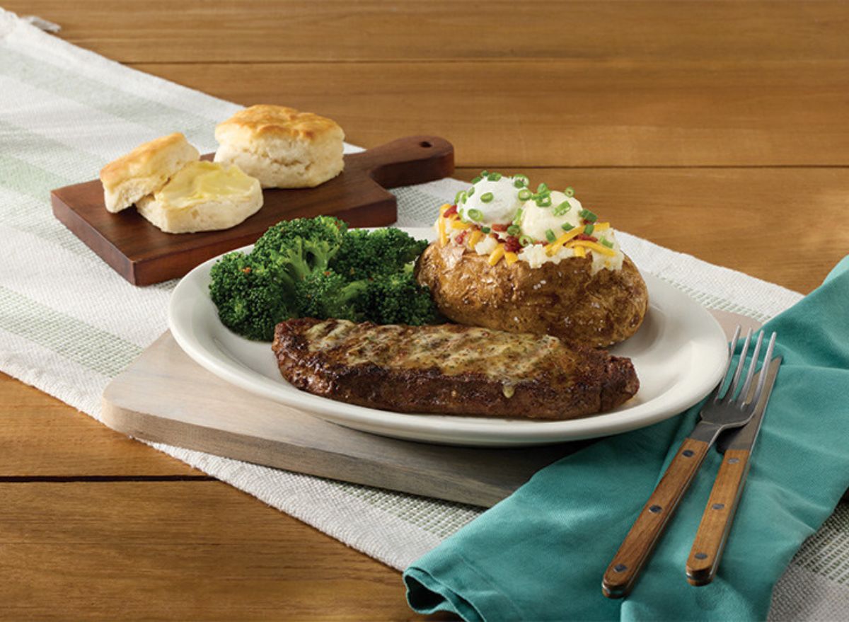 Cracker Barrel Just Released 6 Exciting New Menu Items